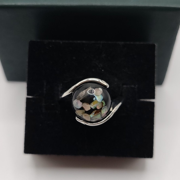 Jewelry | Nwot Black Stone With Silver Flakes Round Ss Ring | Poshmark